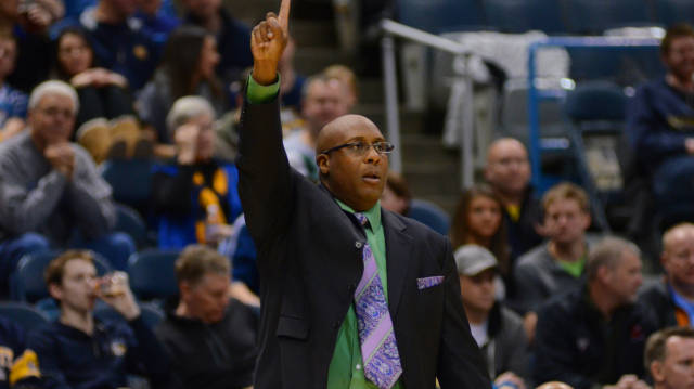 Corey Williams Signs Contract Extension at Stetson - HoopDirt