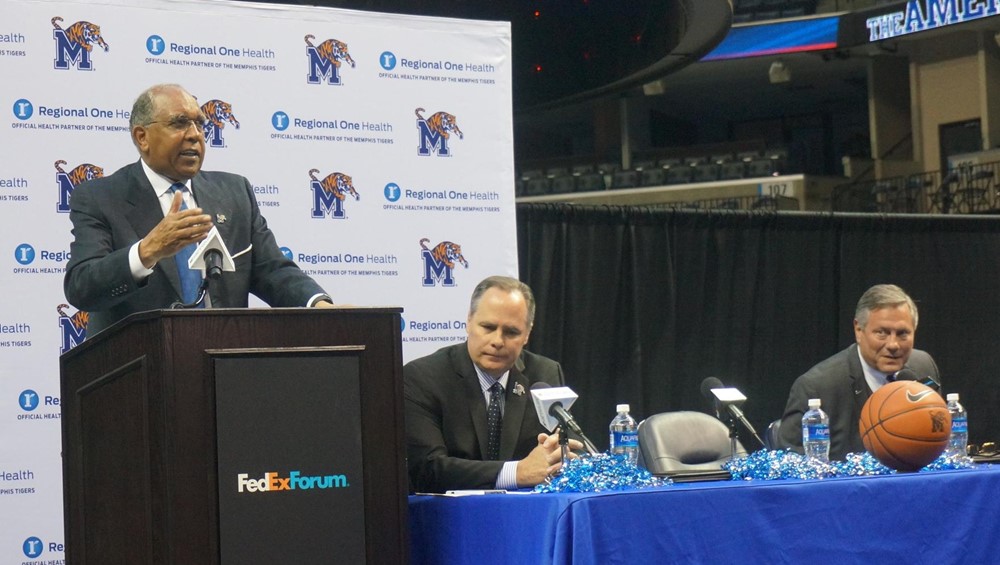 OFFICIAL: Tubby Smith Named Head Basketball Coach at Memphis - HoopDirt