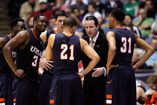 Former UTSA Head Coach Brooks Thompson Passes Away - HoopDirt