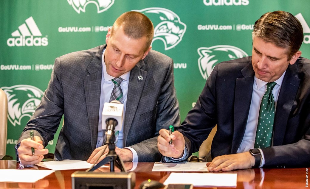 UVU announces new six-year contract for coach Mark Pope - HoopDirt