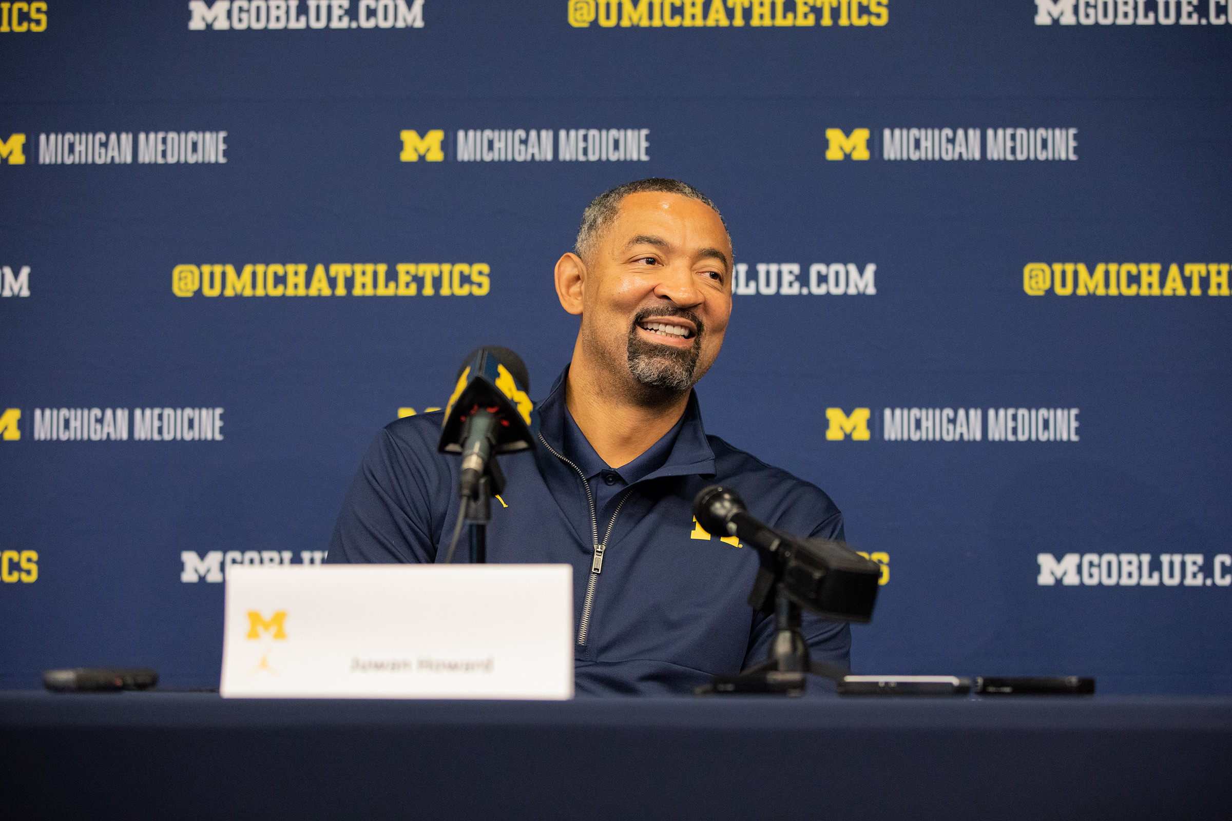 Howard receives 5-yr extension at Michigan - HoopDirt