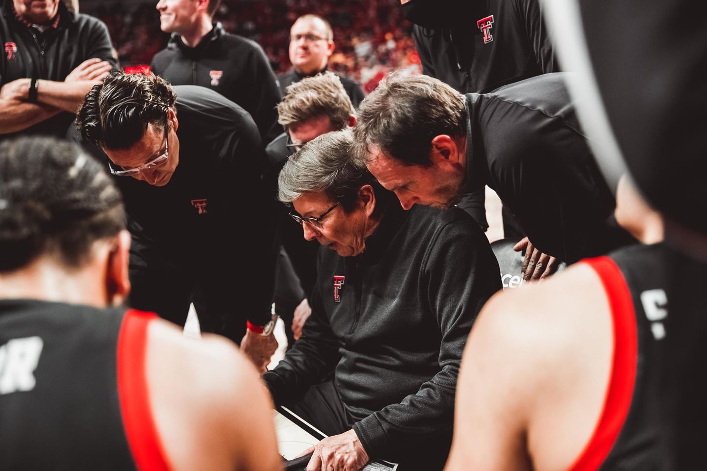 Adams inks extension through 2026-27 at Texas Tech - HoopDirt