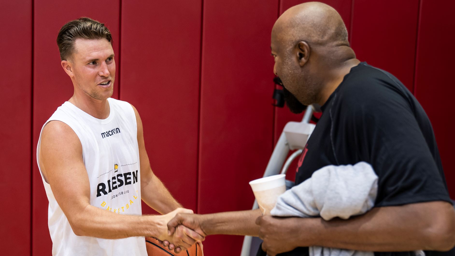 Bloomington Native and Former IU Great Jordan Hulls Named Team and ...