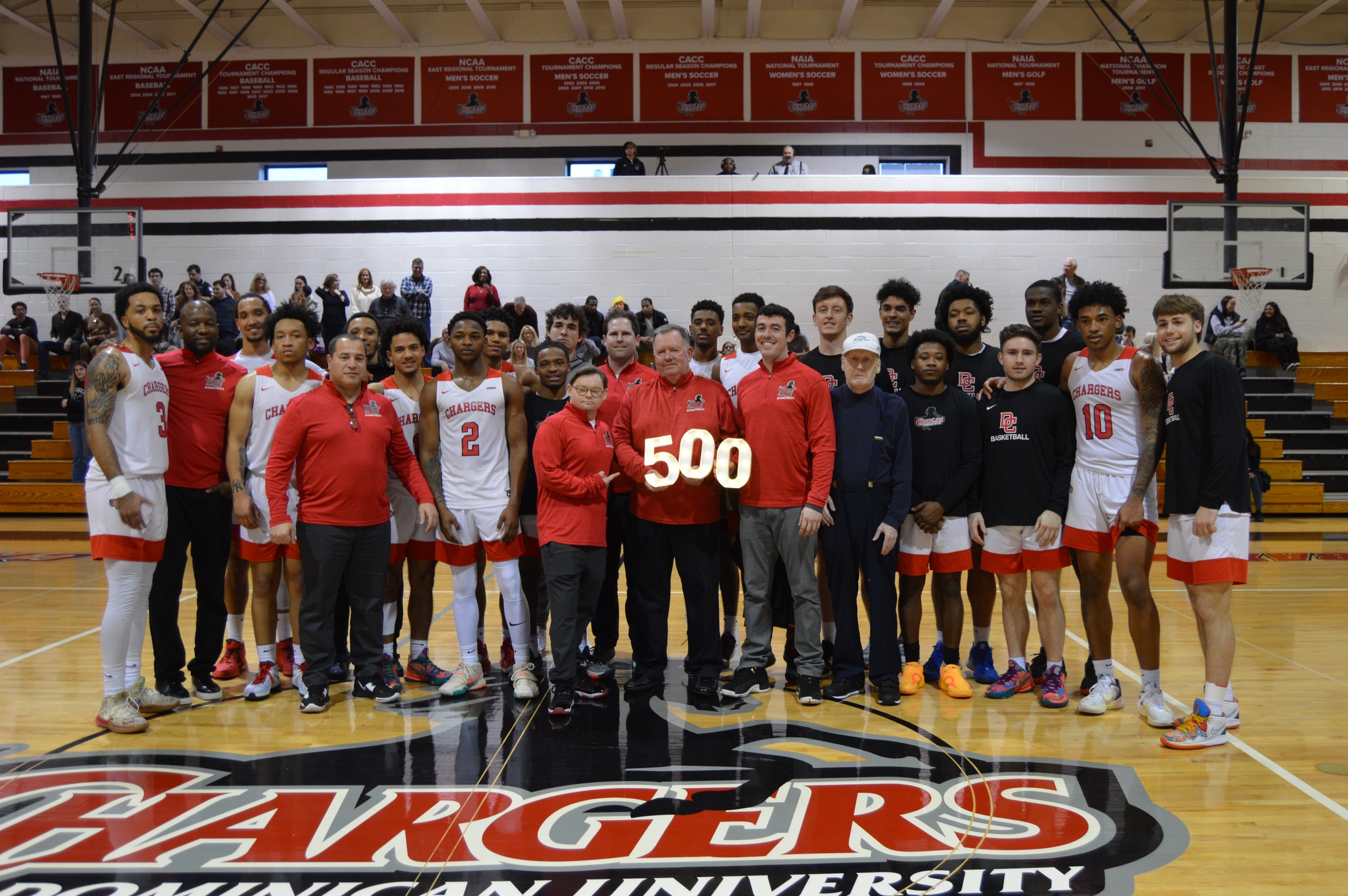 Dominican University's Clinton Earns 500th Victory - HoopDirt